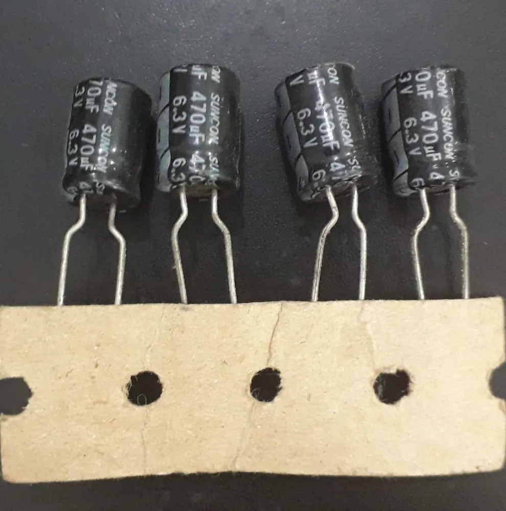 EVATRON COMERCIAL ELETRONICA - CAPACITOR ELETROLITICO 470UFX6.3V