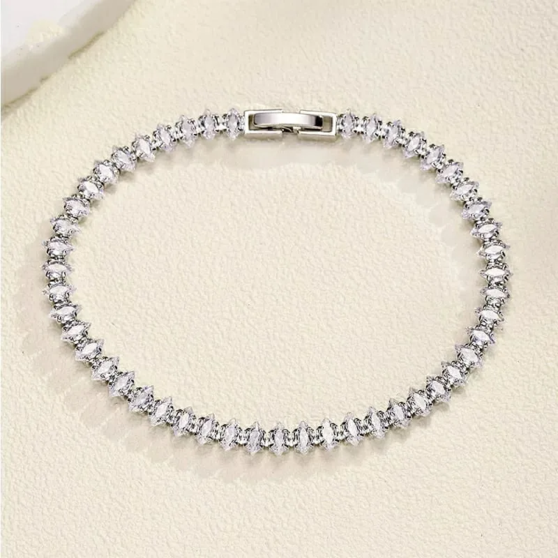 Irean Semijoias - Pulseira coleção Riviera formato navete com pedras ...