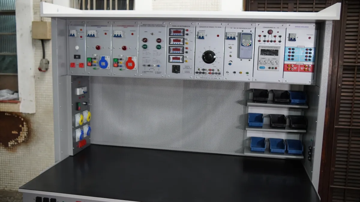 Tiime Comercial - Bancada TBTG 1600 8 Módulos