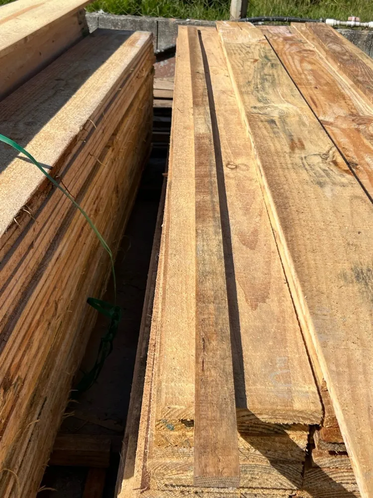 Casa Forte Artefatos - Sarrafo de 05 cm Pinus Bruta - 3 metros