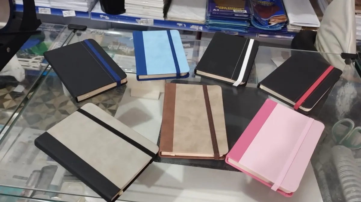 V Maia Papeis - CADERNETA MOLESKINE CORES